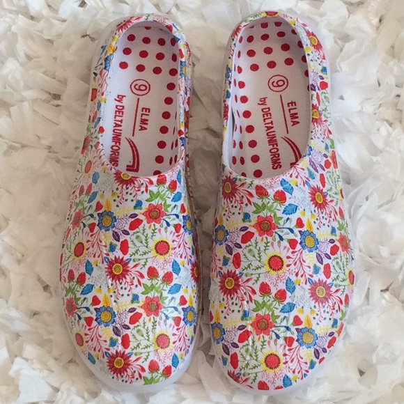 delta uniforms | Shoes | Delta Uniforms Springsummer Clogs | Poshmark